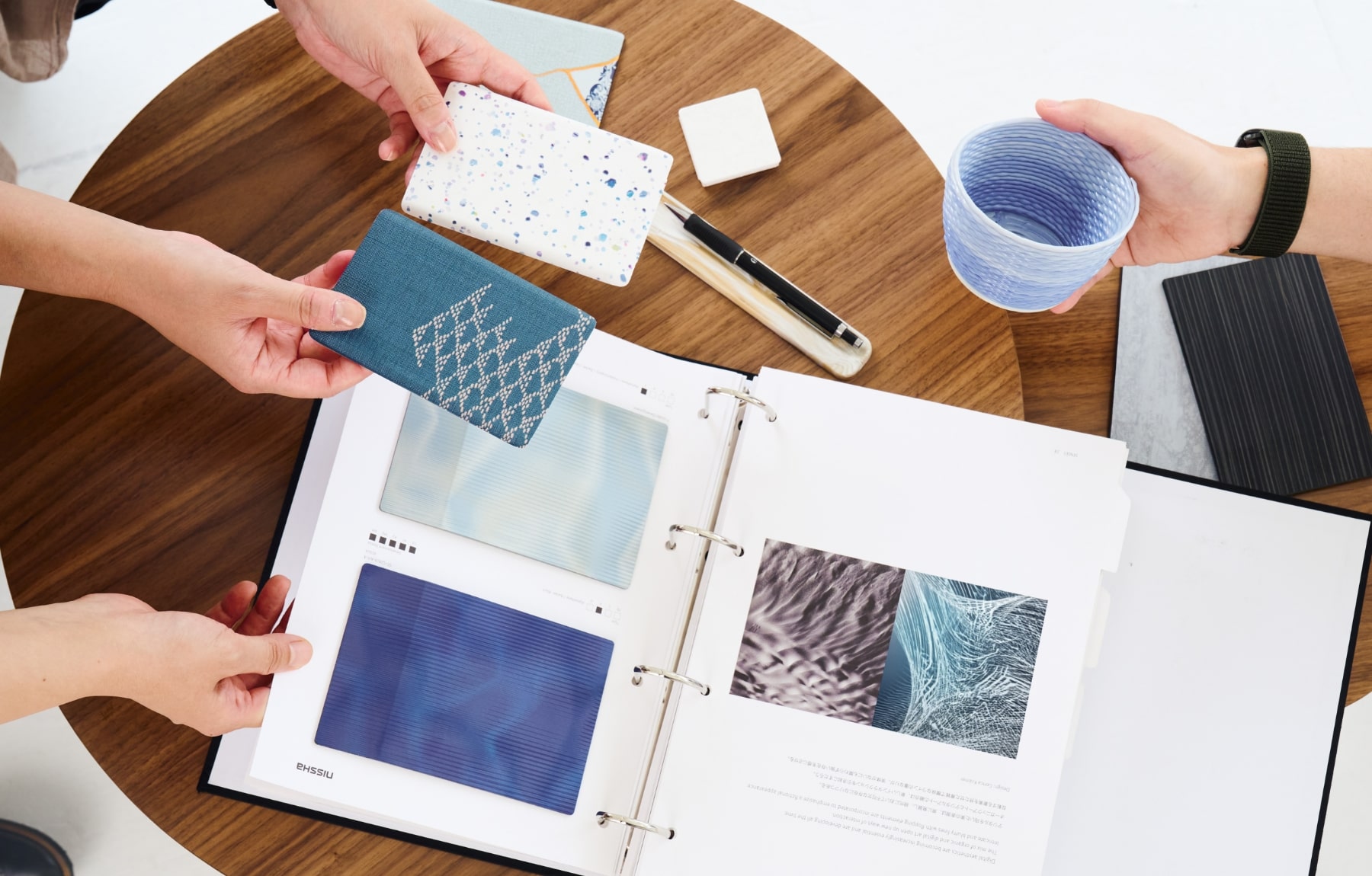 Capturing Future Design Trends: Creating the Design & CMF Sample Book ...